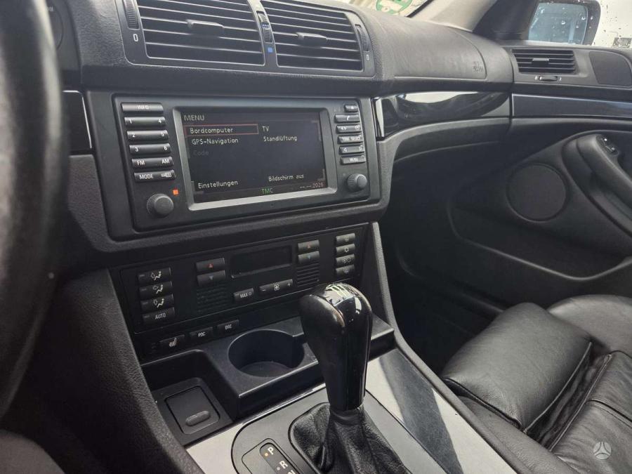 Melns BMW 525 2003 Kauņa, ar dzinēja tilpumu 2.50 L un nobraukumu 270 tūkst. km par 2999 €, foto 68 vietnē AUTOMOTO.COM.LV