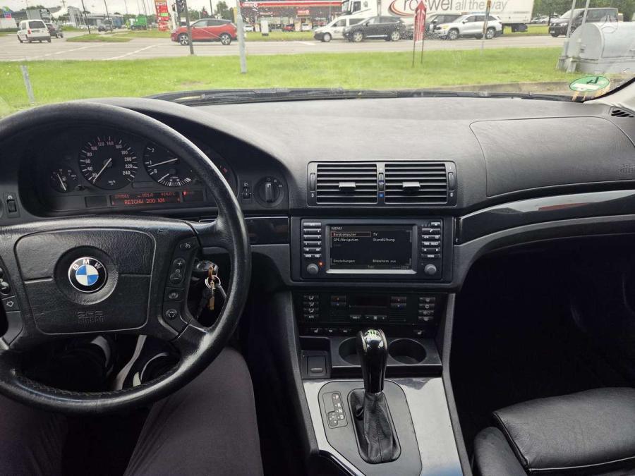 Melns BMW 525 2003 Kauņa, ar dzinēja tilpumu 2.50 L un nobraukumu 270 tūkst. km par 2999 €, foto 71 vietnē AUTOMOTO.COM.LV