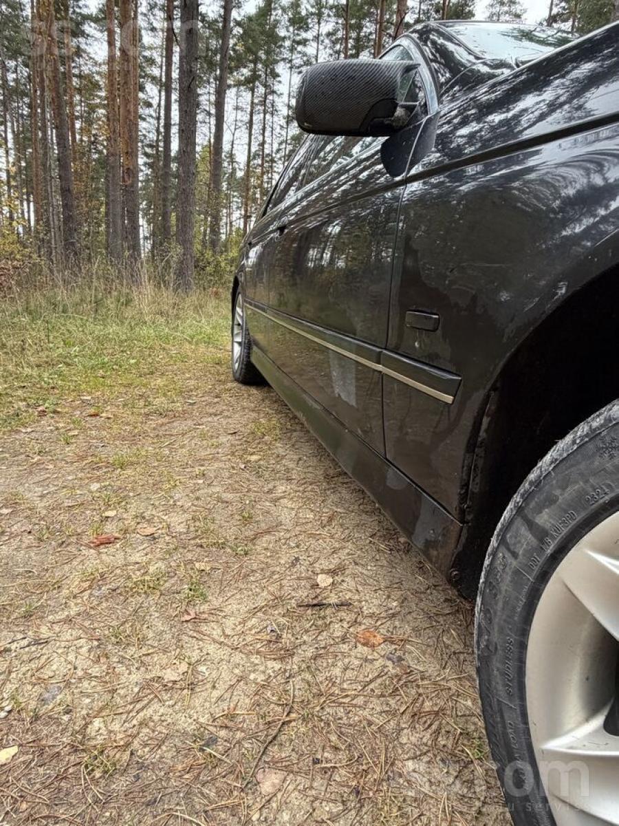Melns BMW 525 2003 Preiļi, ar dzinēja tilpumu 2.50 L un nobraukumu 417 tūkst. km par 1890 €, foto 8 vietnē AUTOMOTO.COM.LV
