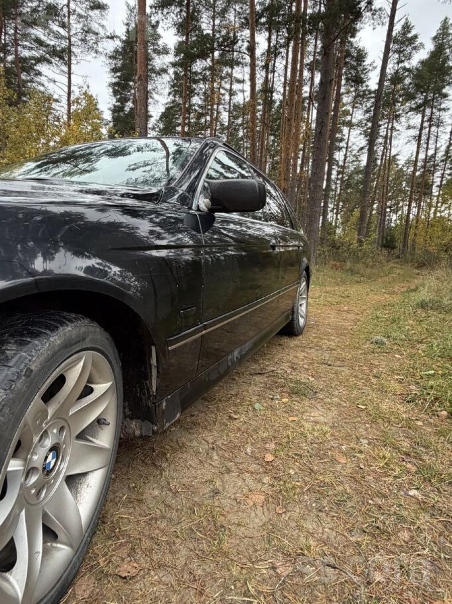 Melns BMW 525 2003 Preiļi, ar dzinēja tilpumu 2.50 L un nobraukumu 417 tūkst. km par 1890 €, foto 9 vietnē AUTOMOTO.COM.LV