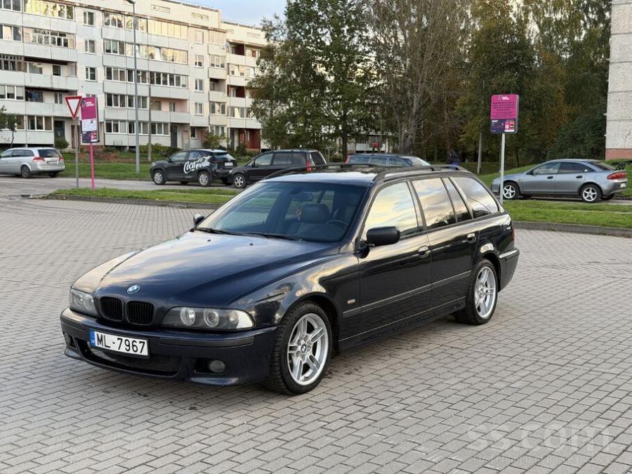 Черный БМВ 525 2003 в Лиепая, объемом двигателя 2.50 л и пробегом 443 тыс. км за 2250 €, фото 3 на AUTOMOTO.COM.LV