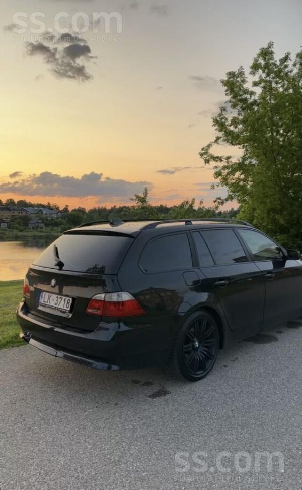 Melns BMW 525 2004 Daugavpils, ar dzinēja tilpumu 2.50 L un nobraukumu 357 tūkst. km par 4500 €, foto 1 vietnē AUTOMOTO.COM.LV