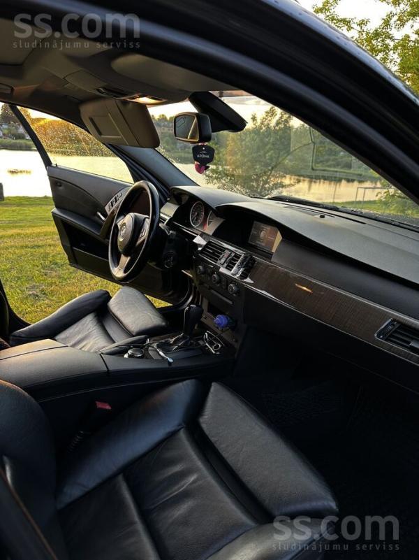 Melns BMW 525 2004 Daugavpils, ar dzinēja tilpumu 2.50 L un nobraukumu 357 tūkst. km par 4500 €, foto 5 vietnē AUTOMOTO.COM.LV