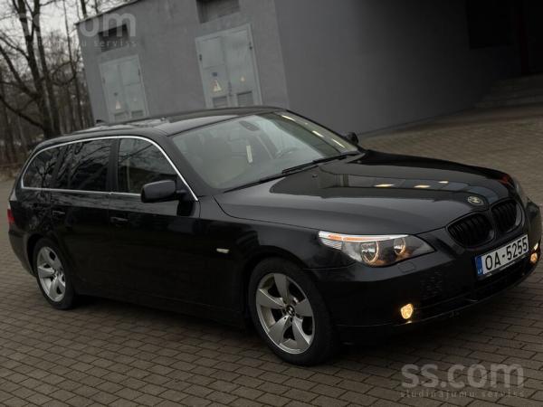 Black BMW 525 2004 in Riga, with an engine capacity of 2.50 L and mileage of 0 thousand km for 3350 €, photo 2 on AUTOMOTO.COM.LV