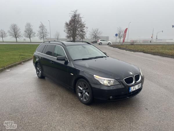 Melns BMW 525 2004 Panevēža, ar dzinēja tilpumu 2.50 L un nobraukumu 442 tūkst. km par 2250 €, foto 1 vietnē AUTOMOTO.COM.LV
