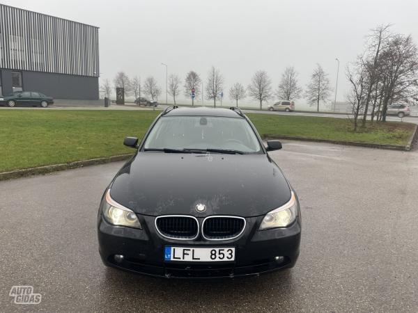 Melns BMW 525 2004 Panevēža, ar dzinēja tilpumu 2.50 L un nobraukumu 442 tūkst. km par 2250 €, foto 5 vietnē AUTOMOTO.COM.LV