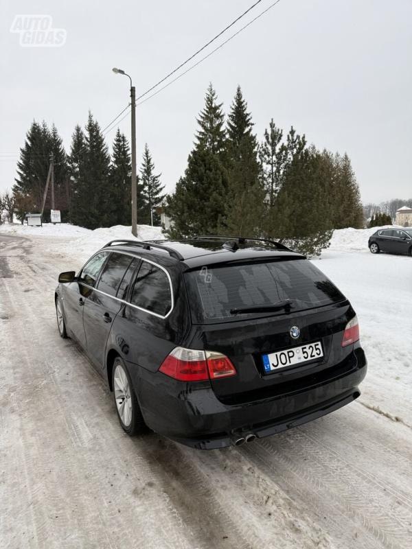Black BMW 525 2004 in Kelme, with an engine capacity of 2.50 L and mileage of 273 thousand km for 1799 €, photo 4 on AUTOMOTO.COM.LV