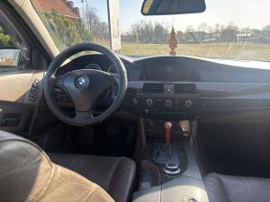 Black BMW 525 2004 in Vilnius, with an engine capacity of 2.50 L and mileage of 405 thousand km for 2300 €, photo 6 on AUTOMOTO.COM.LV
