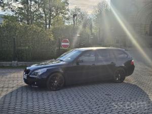 Черный БМВ 525 2004 в Лиепая, объемом двигателя 2.50 л и пробегом 414 тыс. км за 2900 €, фото 4 на AUTOMOTO.COM.LV