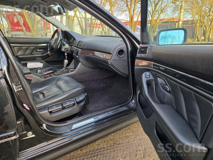 Черный БМВ 525 2004 в Бауска, объемом двигателя 2.50 л и пробегом 285 тыс. км за 3450 €, фото 14 на AUTOMOTO.COM.LV