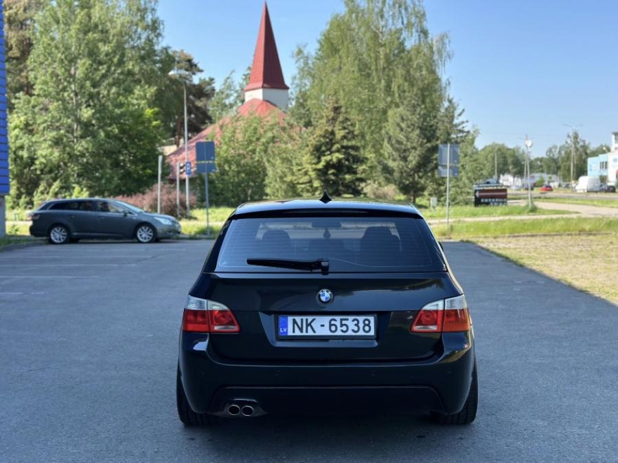Melns BMW 525 2004 Rīga, ar dzinēja tilpumu 2.50 L un nobraukumu 362 tūkst. km par 3690 €, foto 3 vietnē AUTOMOTO.COM.LV