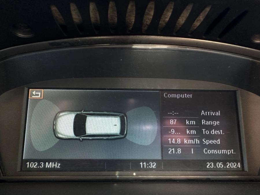 Melns BMW 525 2004 Rīga, ar dzinēja tilpumu 2.50 L un nobraukumu 362 tūkst. km par 3690 €, foto 14 vietnē AUTOMOTO.COM.LV