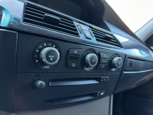 Melns BMW 525 2004 Rīga, ar dzinēja tilpumu 2.50 L un nobraukumu 362 tūkst. km par 3690 €, foto 17 vietnē AUTOMOTO.COM.LV