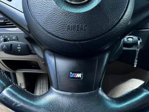 Black BMW 525 2004 in Riga, with an engine capacity of 2.50 L and mileage of 362 thousand km for 3690 €, photo 16 on AUTOMOTO.COM.LV