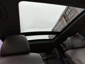 Black BMW 525 2004 in Riga, with an engine capacity of 2.50 L and mileage of 362 thousand km for 3290 €, photo 10 on AUTOMOTO.COM.LV