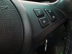 Black BMW 525 2004 in Riga, with an engine capacity of 2.50 L and mileage of 362 thousand km for 3290 €, photo 20 on AUTOMOTO.COM.LV