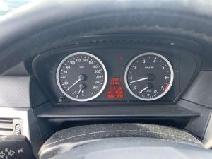 Melns BMW 525 2004 Kauņa, ar dzinēja tilpumu 2.49 L un nobraukumu 296 tūkst. km par 2450 €, foto 14 vietnē AUTOMOTO.COM.LV