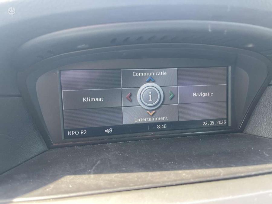 Melns BMW 525 2004 Kauņa, ar dzinēja tilpumu 2.49 L un nobraukumu 296 tūkst. km par 2450 €, foto 15 vietnē AUTOMOTO.COM.LV