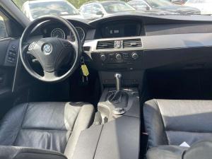 Melns BMW 525 2004 Kauņa, ar dzinēja tilpumu 2.49 L un nobraukumu 296 tūkst. km par 2450 €, foto 21 vietnē AUTOMOTO.COM.LV