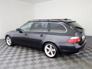 Черный БМВ 525 2004 в Таллин, объемом двигателя 2.50 л и пробегом 374 тыс. км за 1799 €, фото 5 на AUTOMOTO.COM.LV