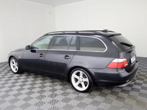 Черный БМВ 525 2004 в Таллин, объемом двигателя 2.50 л и пробегом 374 тыс. км за 1799 €, фото 12 на AUTOMOTO.COM.LV
