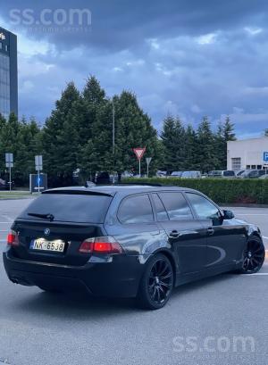 Melns BMW 525 2004 Rīga, ar dzinēja tilpumu 2.50 L un nobraukumu 418 tūkst. km par 3300 €, foto 6 vietnē AUTOMOTO.COM.LV