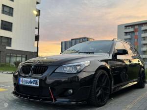 Melns BMW 525 2004 Viļņa, ar dzinēja tilpumu 2.50 L un nobraukumu 415 tūkst. km par 4500 €, foto  vietnē AUTOMOTO.COM.LV