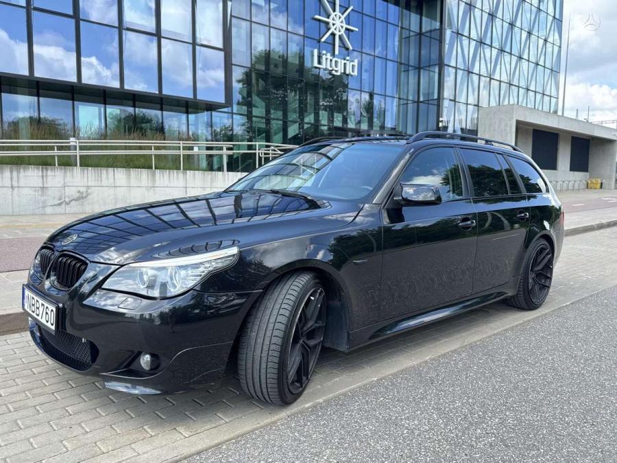 Melns BMW 525 2004 Viļņa, ar dzinēja tilpumu 2.50 L un nobraukumu 415 tūkst. km par 4500 €, foto 6 vietnē AUTOMOTO.COM.LV