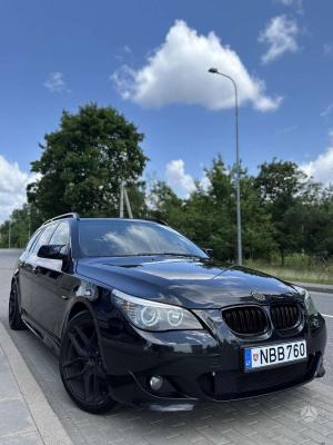 Melns BMW 525 2004 Viļņa, ar dzinēja tilpumu 2.50 L un nobraukumu 415 tūkst. km par 4500 €, foto 9 vietnē AUTOMOTO.COM.LV