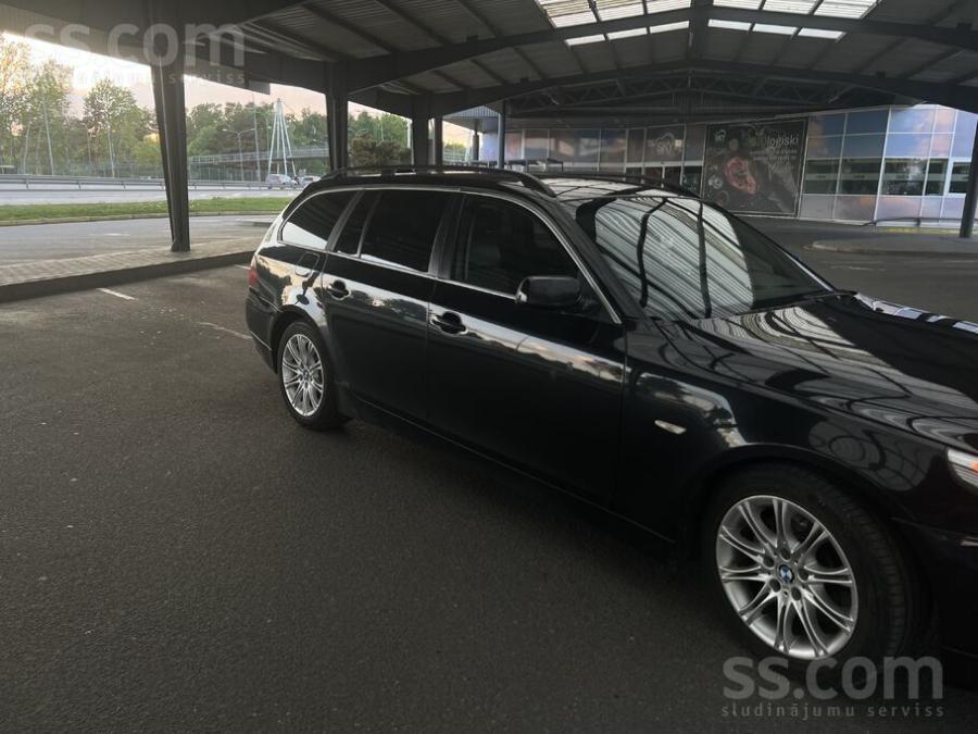 Melns BMW 525 2004 Rīga, ar dzinēja tilpumu 2.50 L un nobraukumu 0 tūkst. km par 4200 €, foto 11 vietnē AUTOMOTO.COM.LV