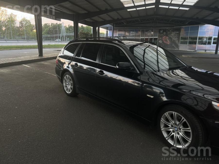 Melns BMW 525 2004 Rīga, ar dzinēja tilpumu 2.50 L un nobraukumu 0 tūkst. km par 4200 €, foto 12 vietnē AUTOMOTO.COM.LV