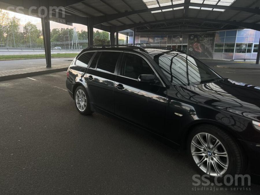 Melns BMW 525 2004 Rīga, ar dzinēja tilpumu 2.50 L un nobraukumu 0 tūkst. km par 4200 €, foto 13 vietnē AUTOMOTO.COM.LV