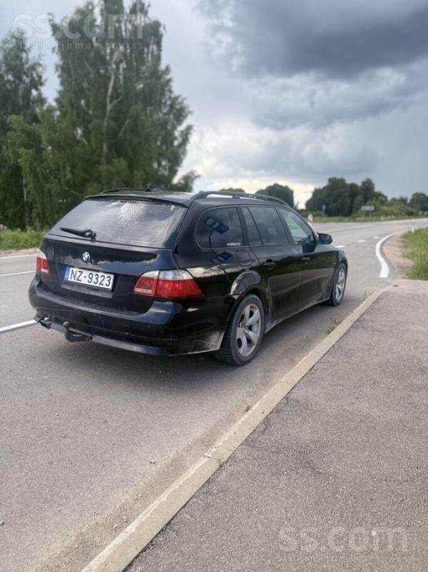 Melns BMW 525 2004 Jelgava, ar dzinēja tilpumu 2.50 L un nobraukumu 492 tūkst. km par 2700 €, foto 3 vietnē AUTOMOTO.COM.LV