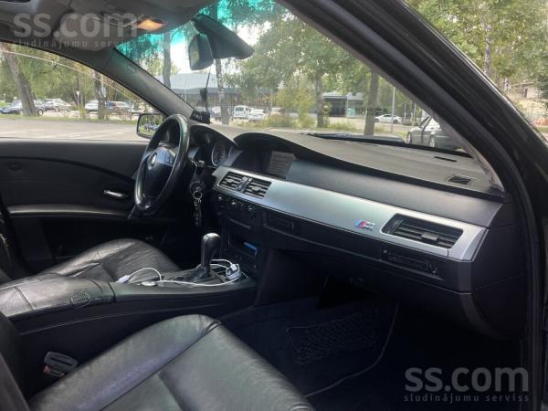 Melns BMW 525 2004 Rīga, ar dzinēja tilpumu 2.50 L un nobraukumu 390 tūkst. km par 1750 €, foto 10 vietnē AUTOMOTO.COM.LV