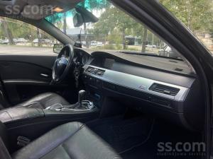Black BMW 525 2004 in Riga, with an engine capacity of 2.50 L and mileage of 390 thousand km for 1750 €, photo 10 on AUTOMOTO.COM.LV