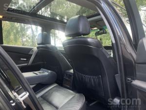 Black BMW 525 2004 in Riga, with an engine capacity of 2.50 L and mileage of 390 thousand km for 1750 €, photo 12 on AUTOMOTO.COM.LV
