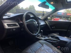 Black BMW 525 2004 in Riga, with an engine capacity of 2.50 L and mileage of 390 thousand km for 1750 €, photo 13 on AUTOMOTO.COM.LV