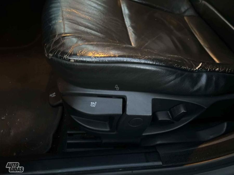 Melns BMW 525 2004 Pasvalys, ar dzinēja tilpumu 2.50 L un nobraukumu 455 tūkst. km par 1950 €, foto 13 vietnē AUTOMOTO.COM.LV
