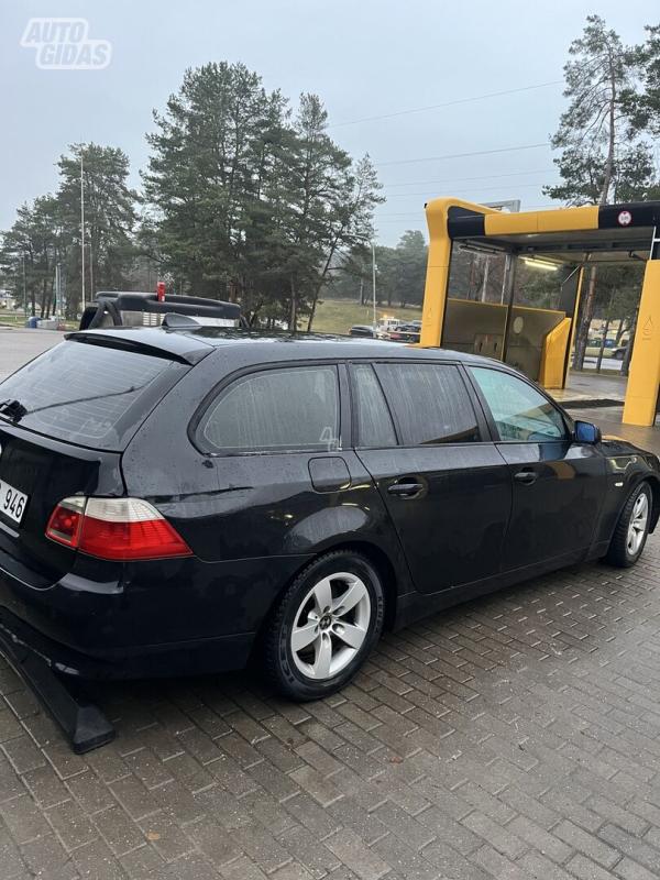 Black BMW 525 2005 in Kaunas, with an engine capacity of 2.50 L and mileage of 350 thousand km for 1800 €, photo 4 on AUTOMOTO.COM.LV