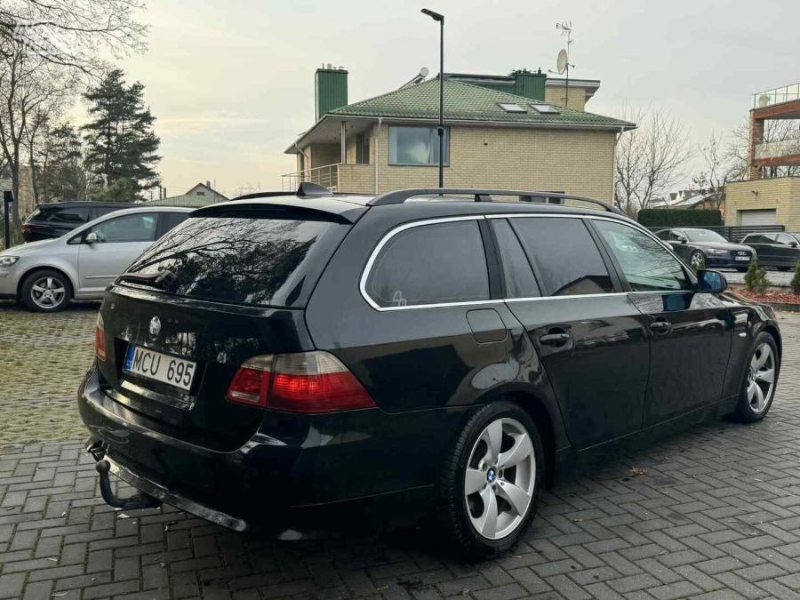 Melns BMW 525 2005 Panevēža, ar dzinēja tilpumu 2.50 L un nobraukumu 317 tūkst. km par 2000 €, foto 10 vietnē AUTOMOTO.COM.LV