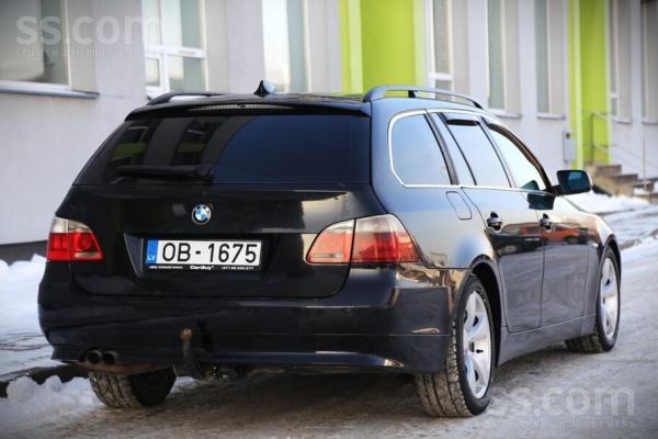 Black BMW 525 2005 in Riga, with an engine capacity of 2.50 L and mileage of 468 thousand km for 3495 €, photo 5 on AUTOMOTO.COM.LV