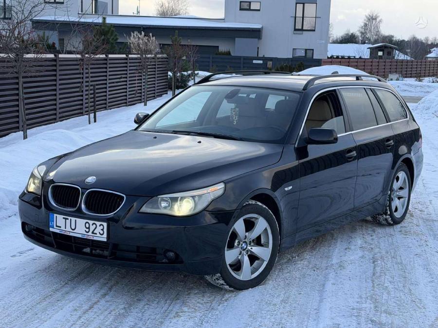 Melns BMW 525 2005 Viļņa, ar dzinēja tilpumu 2.50 L un nobraukumu 280 tūkst. km par 2800 €, foto 1 vietnē AUTOMOTO.COM.LV