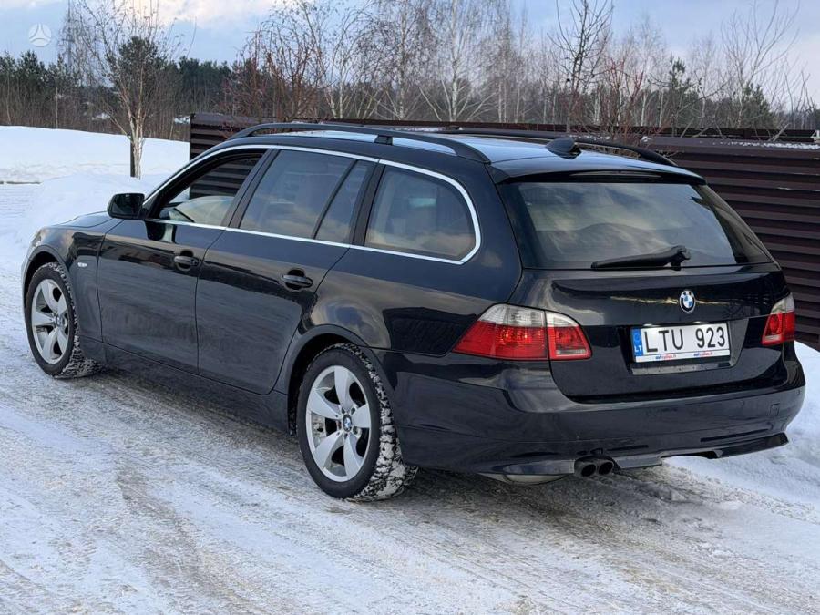 Melns BMW 525 2005 Viļņa, ar dzinēja tilpumu 2.50 L un nobraukumu 280 tūkst. km par 2800 €, foto 5 vietnē AUTOMOTO.COM.LV