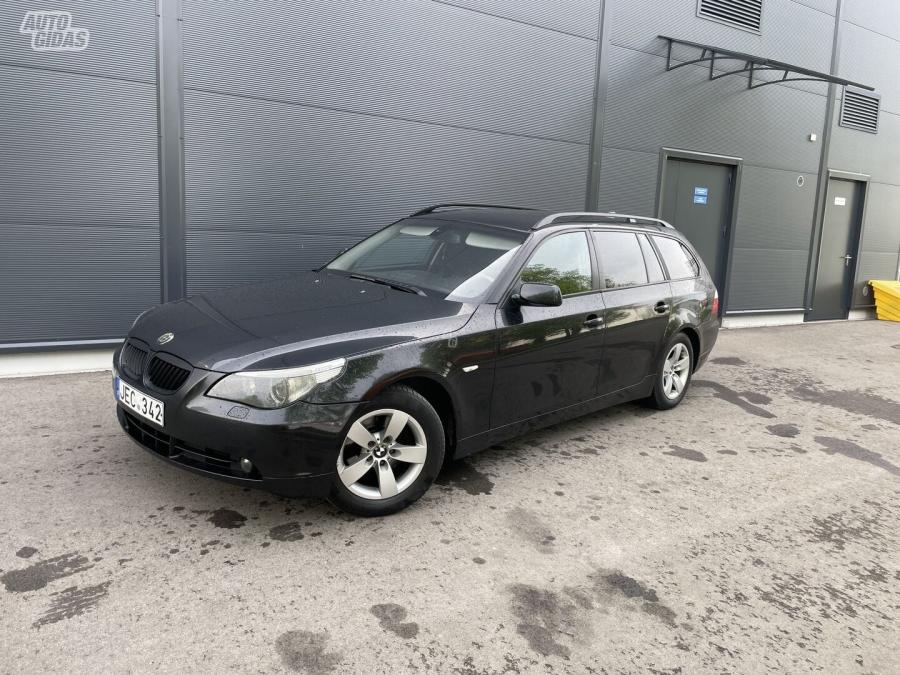 Black BMW 525 2005 in Alytus, with an engine capacity of 2.50 L and mileage of 320 thousand km for 2222 €, photo 3 on AUTOMOTO.COM.LV