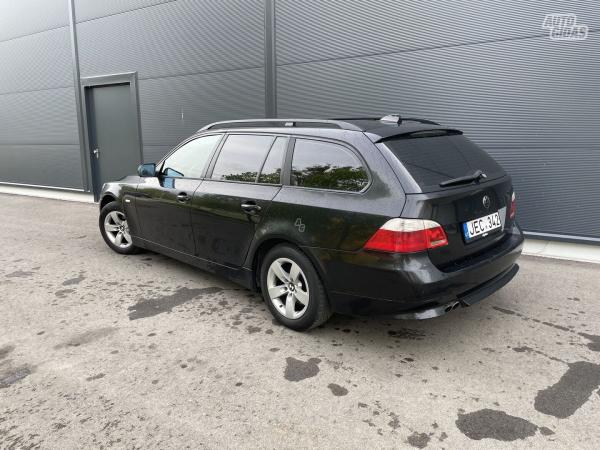 Black BMW 525 2005 in Alytus, with an engine capacity of 2.50 L and mileage of 320 thousand km for 2222 €, photo 4 on AUTOMOTO.COM.LV