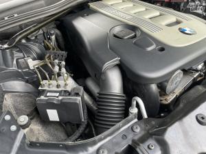 Black BMW 525 2005 in Alytus, with an engine capacity of 2.50 L and mileage of 320 thousand km for 2222 €, photo 27 on AUTOMOTO.COM.LV
