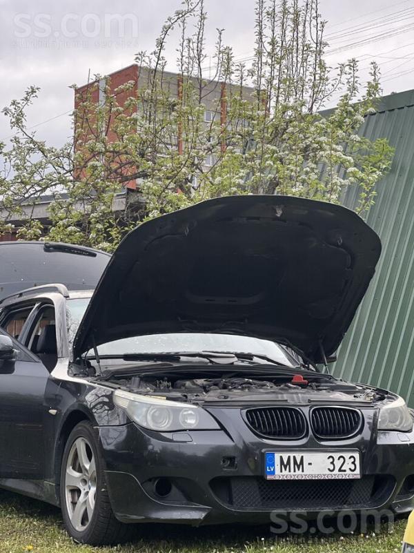 Melns BMW 525 2005 Rīga, ar dzinēja tilpumu 2.50 L un nobraukumu 414 tūkst. km par 2500 €, foto 7 vietnē AUTOMOTO.COM.LV