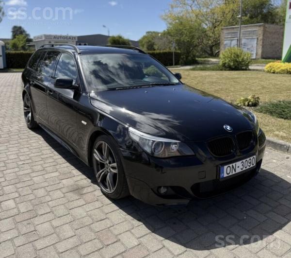 Melns BMW 525 2005 Liepāja, ar dzinēja tilpumu 2.50 L un nobraukumu 415 tūkst. km par 3600 €, foto 5 vietnē AUTOMOTO.COM.LV