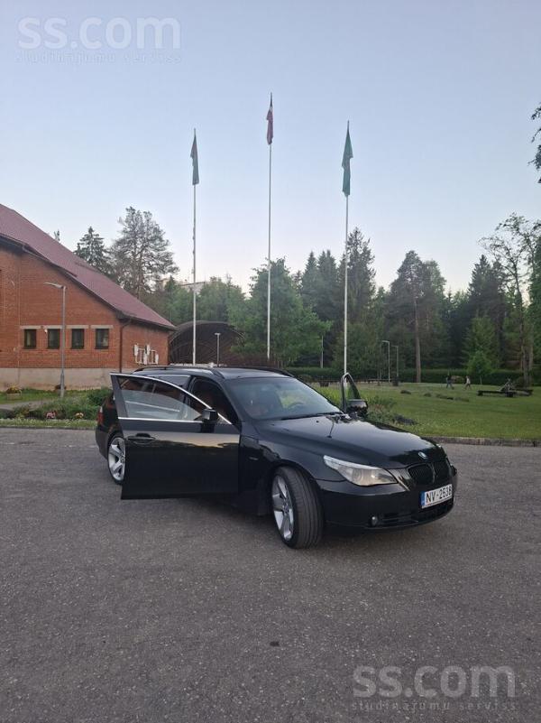 Black BMW 525 2005 in Talsi, with an engine capacity of 2.50 L and mileage of 405 thousand km for 3700 €, photo 2 on AUTOMOTO.COM.LV