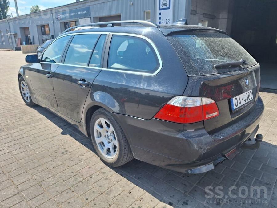 Черный БМВ 525 2005 в Валмиера, объемом двигателя 2.50 л и пробегом 290 тыс. км за 2900 €, фото 4 на AUTOMOTO.COM.LV